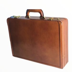 Heritage | Bags | Heritage Vintage High Quality Leather Executive ...